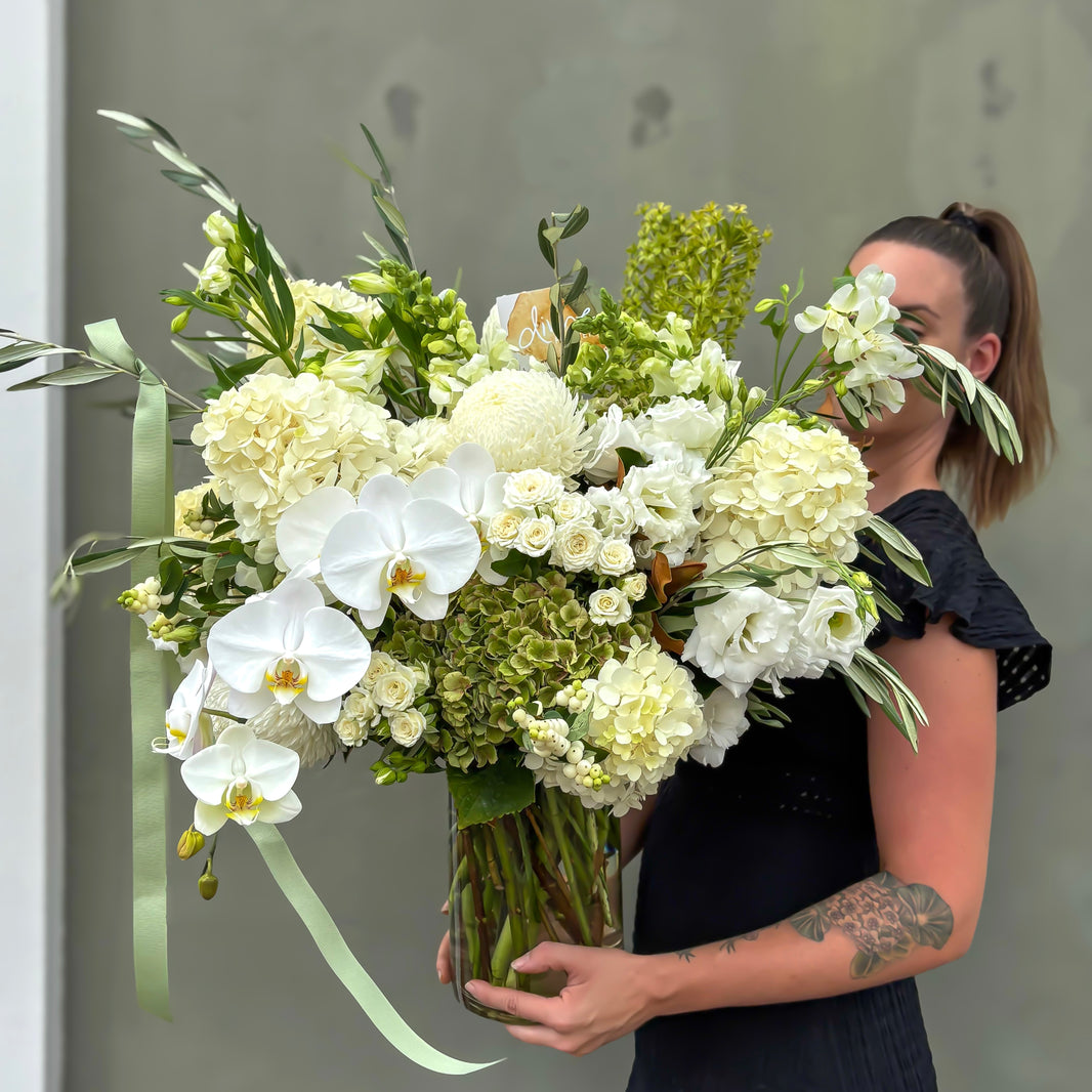 Florist Brisbane | Same Day Flower Delivery | Divine Flowers